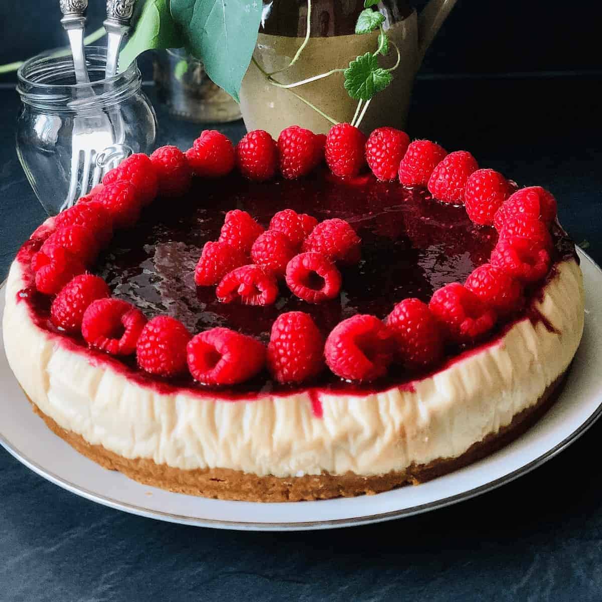 Vegan cheesecake with a wild fruit - Kitchen and Other Stories