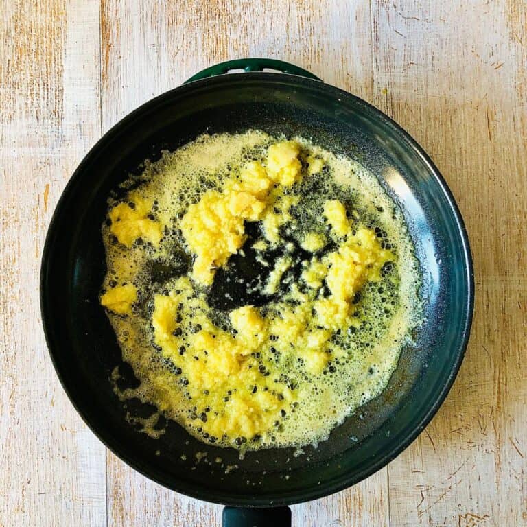 Kaali Daal Recipe - Kitchen and Other Stories
